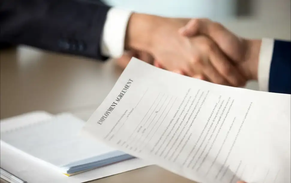 How to Check Your Labour Contract in the UAE Using Your Passport Number ...